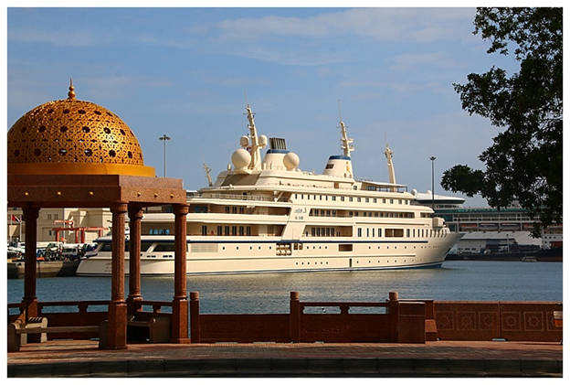 20th Message:Helen on World Cruise (Muscat, Oman) – Helen Antoniak